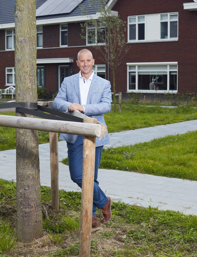 Kappen met kappen: Jasper Putter verplant bomen met Bomenmakelaar ...