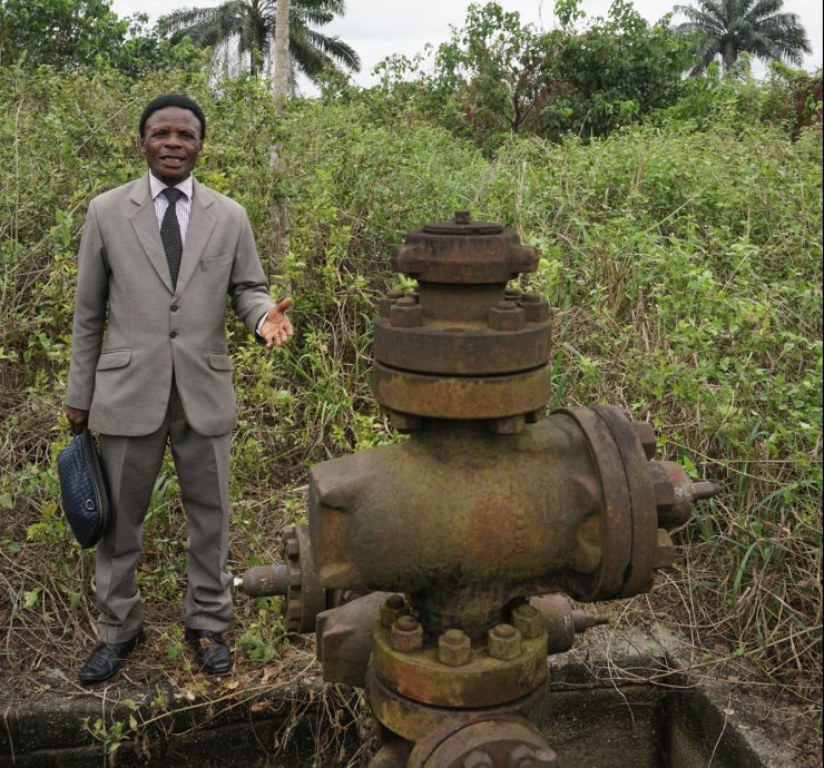 Een rechtszaak die al 10 jaar duurt: Nigeriaanse dorpelingen versus ...
