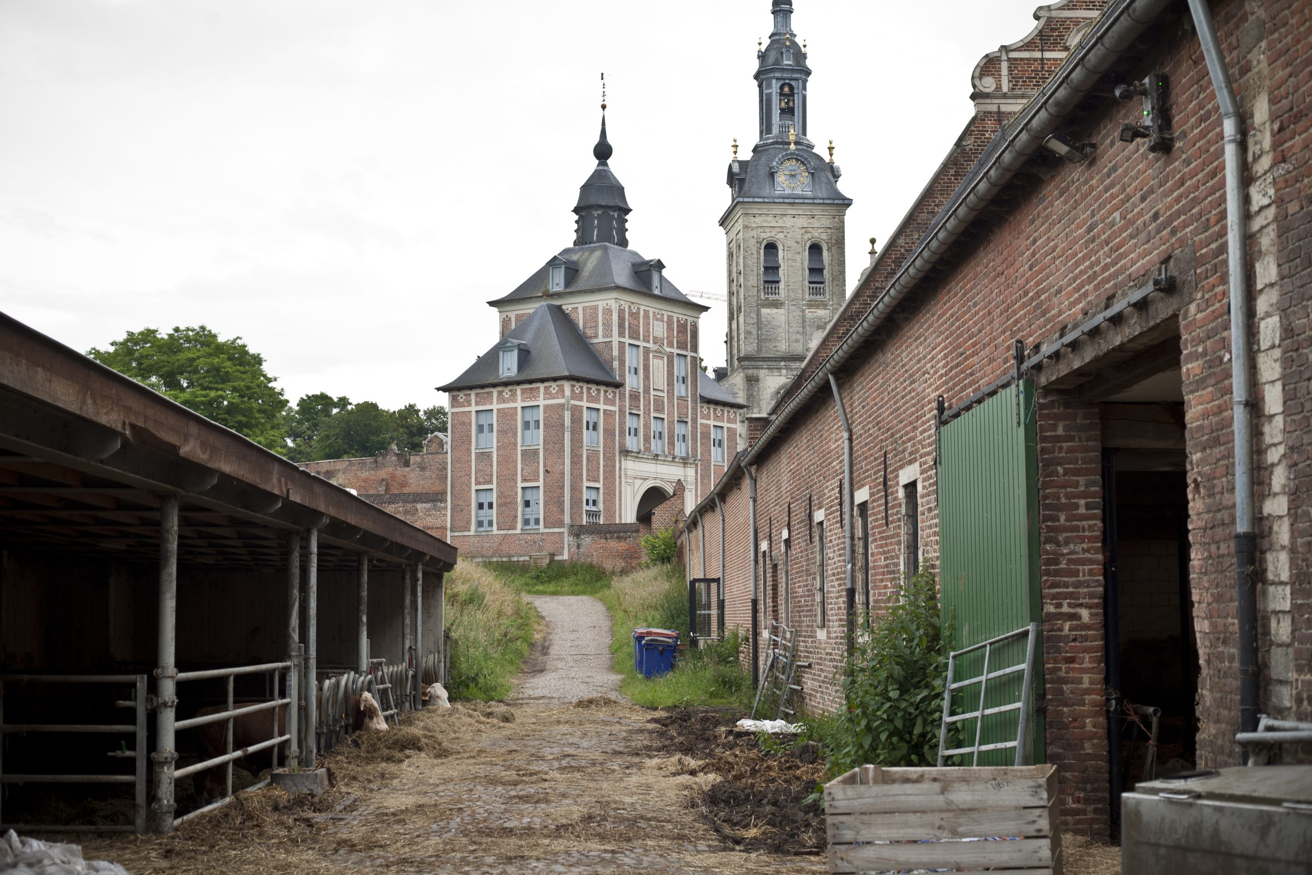 Bioboeren in de abdij - Down To Earth Magazine